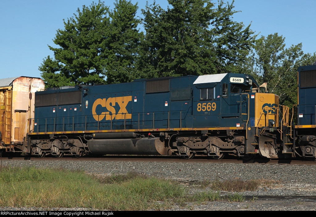 CSX 8569